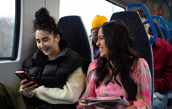 Travelling to Luton Airport | Train to and From Luton Airport | Thameslink